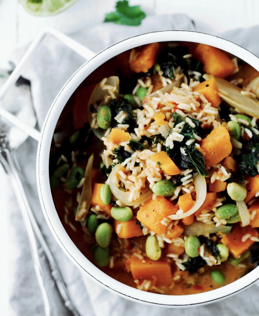 Asiatisk one pot med græskar og brune ris - V FOR VEGETARISK